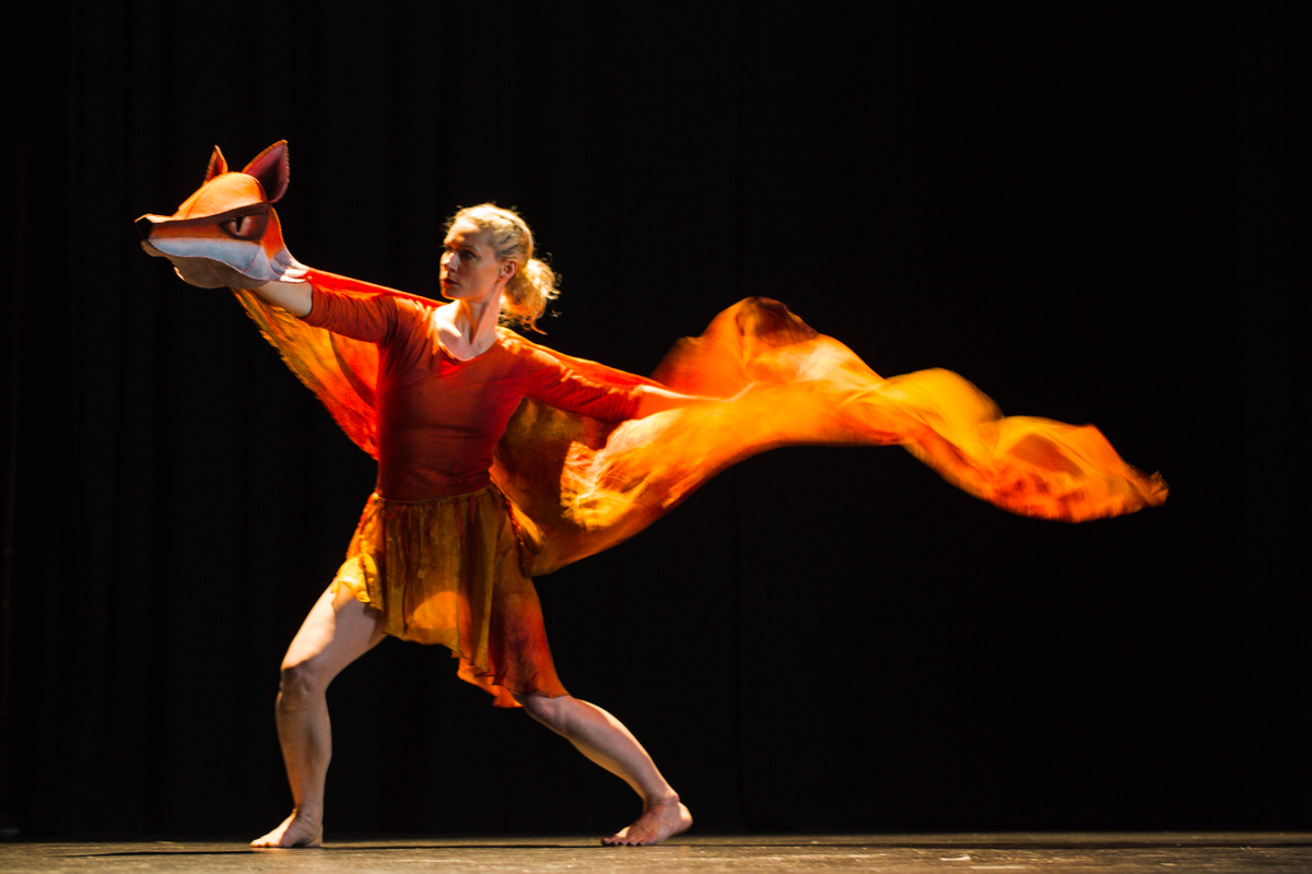 FOX - Spare Parts Puppet Theatre