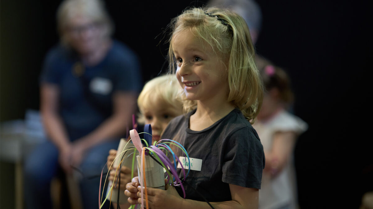 Puppet Playtime - Spare Parts Puppet Theatre